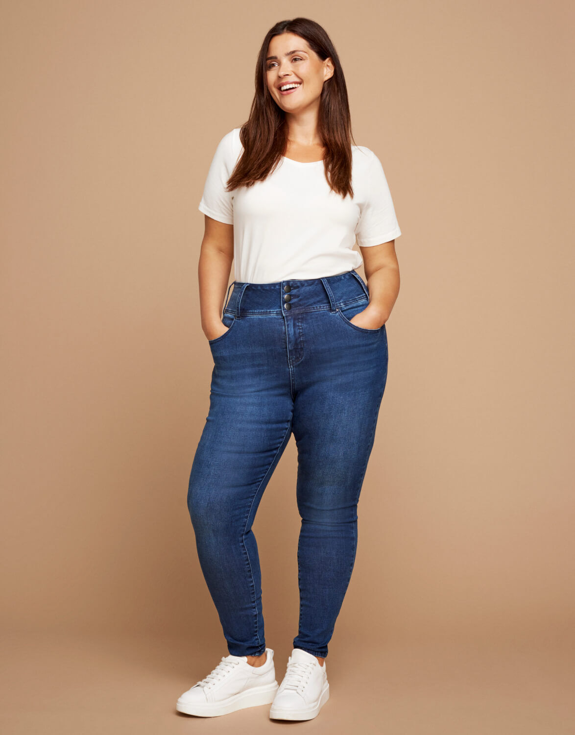 Women's Plus size Bea jeans (42-64) - Zizzifashion IE